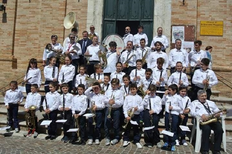 “La mia Banda suona il Rock”, un concerto fuori dagli schemi | Cronache ...