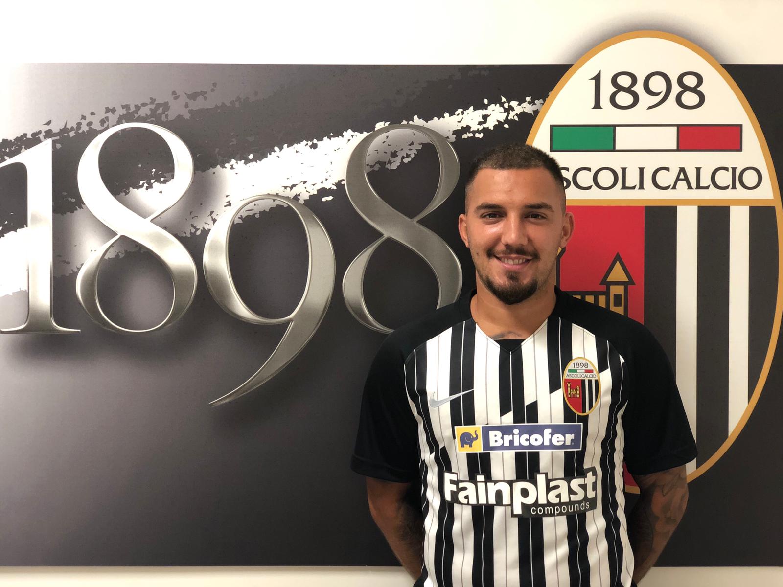 Ascoli, adesso c’è nero su bianco: Chiricò torna in bianconero ...