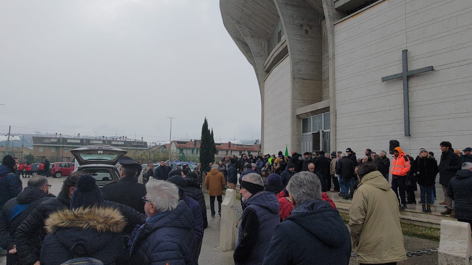 L’ultimo saluto a Roberto Perazzoli: «Un esempio per tutti, guidaci da ...