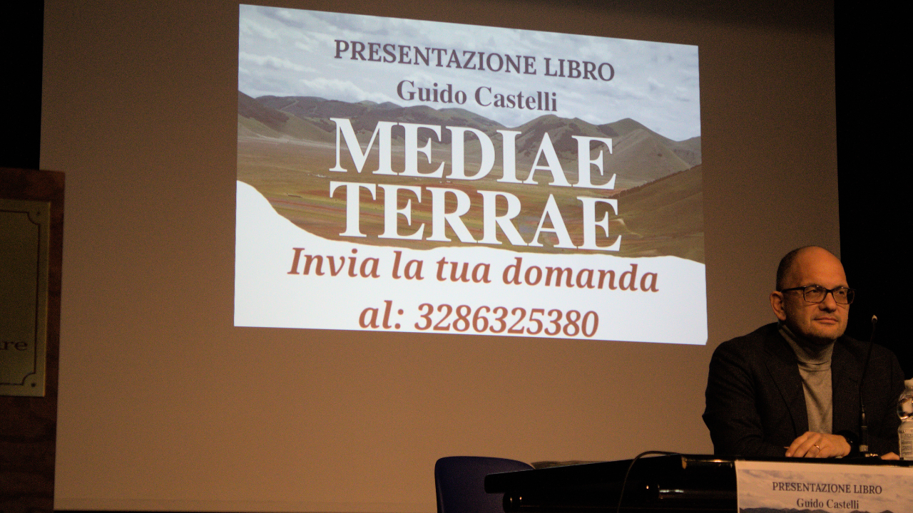 Presentato a Grottammare “Media Terrae”, il libro di Guido Castelli ...
